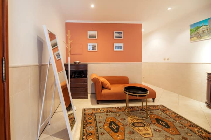 Comfy 3-bedroom Apartment With Patio - Lumiar