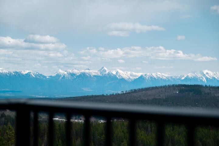 Rocky Mountain Retreat! Renovated/king Bed - Kimberley, BC, Canada