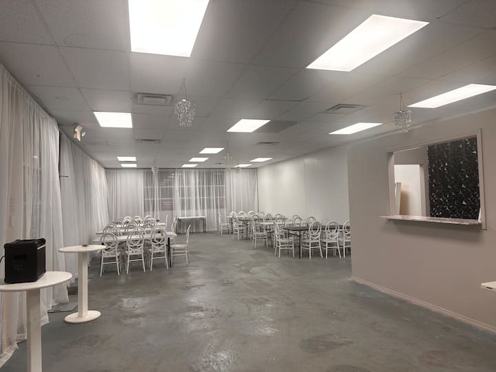 Delightful Event Space-parking/speaker/wifi/fridge - Detroit