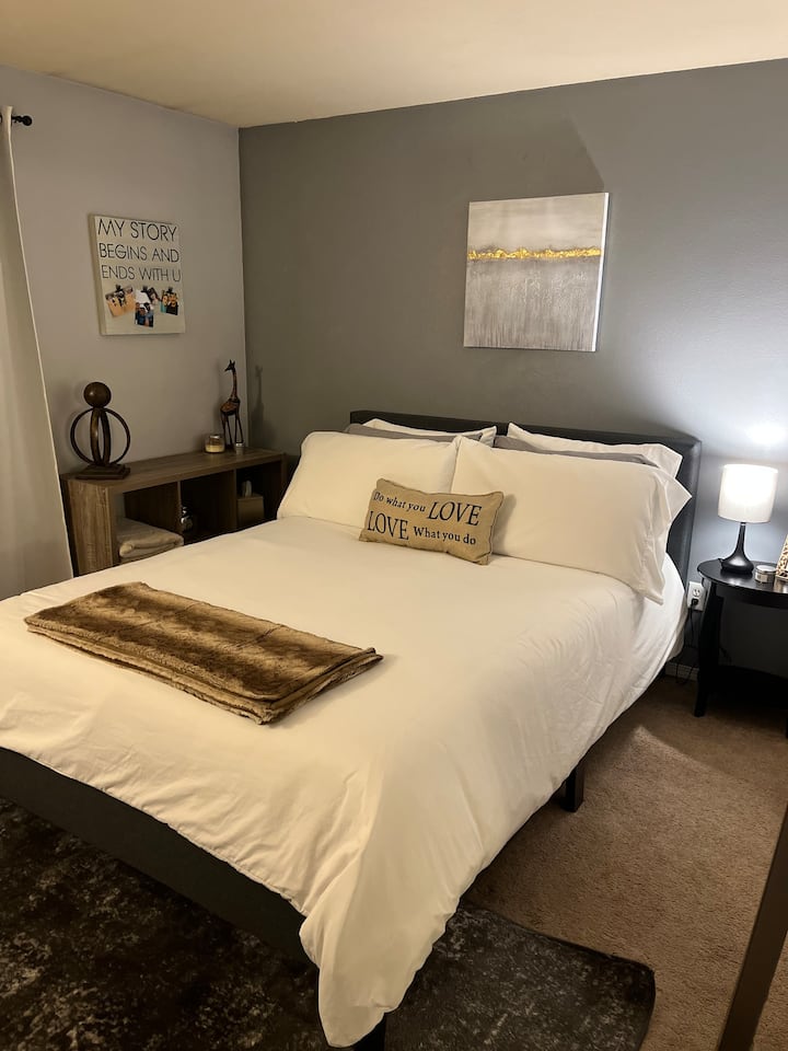 Room 2 Clean One Bedroom Available In Nw Redmond - Redmond, OR