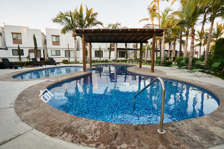 Hermosa Casa, Alberca Climatizada, Cerca Al Mar. - Mazatlan