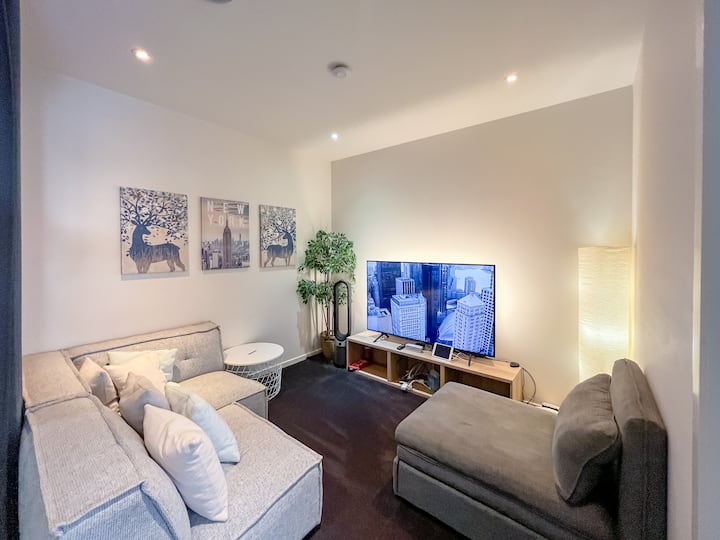 2 Bedrooms Guest Suite Close To Beach - Gold Coast