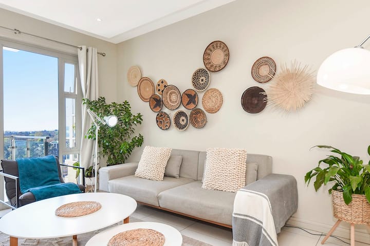 Tyrwhitt Luxury Apartment Rosebank-no Loadshedding - Johannesburg