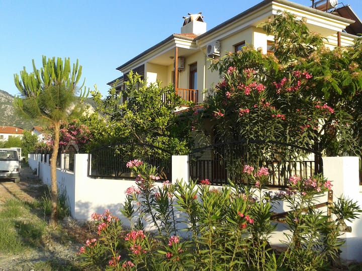 Lemon Tree Villa -  2 Bedrooms   £100 Per Night - Dalyan