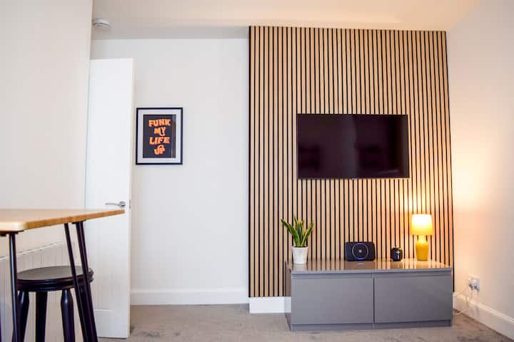 City Centre Getaway For 2! - Perth