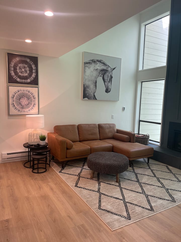 Mountain Modern Condo 3 Bed 2 Bath. - Sun Valley, ID