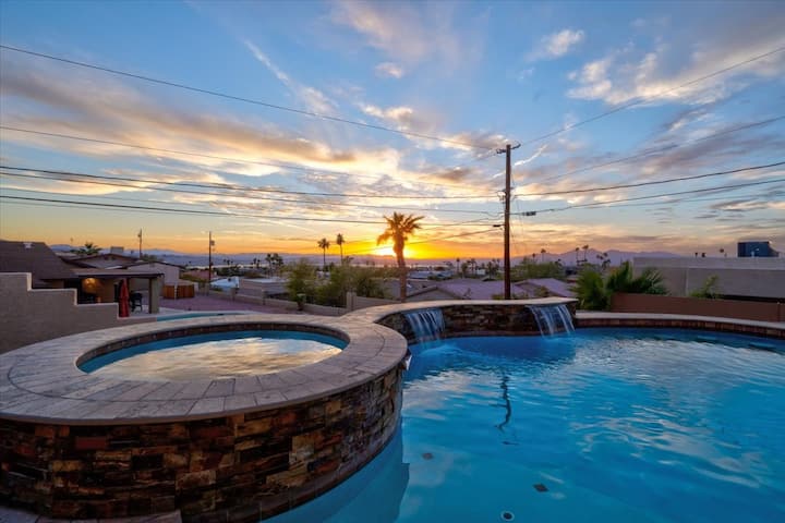 Luxury 4bd Pool Home & Amazing Lake Views - Lake Havasu City, AZ