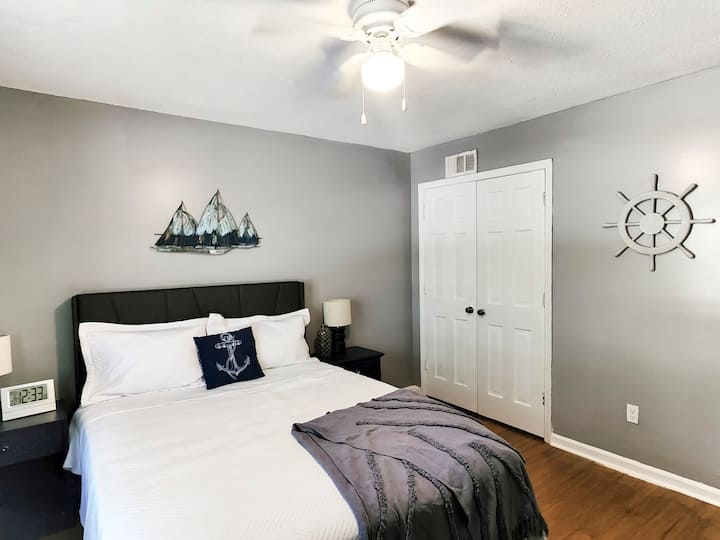 *Spacious 2bd/2ba In The Heart Of East Memphis* - Germantown, TN