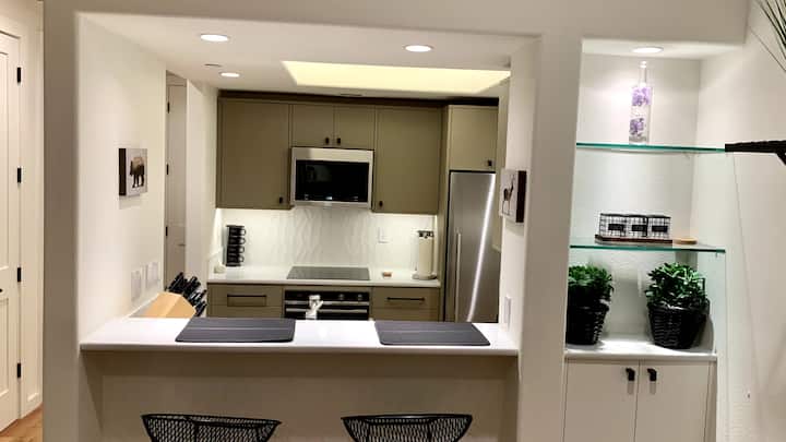 Truckee Tahoe Luxury Condo - Truckee, CA