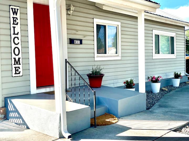 Humble Haven - Charming 2 Bed, 2 Bath Home. - Montrose, CO