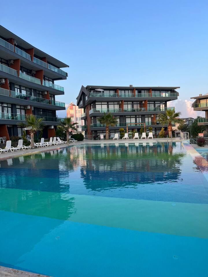 Altın Kumda Denize 200 Metre Yürüme Mesafesinde - Didim