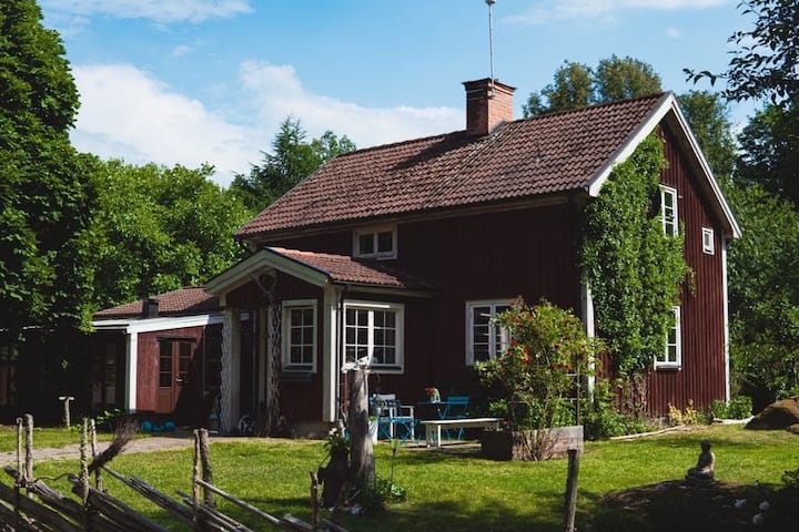 Kunstnerhjem I Natur Reservat - Åtvidaberg