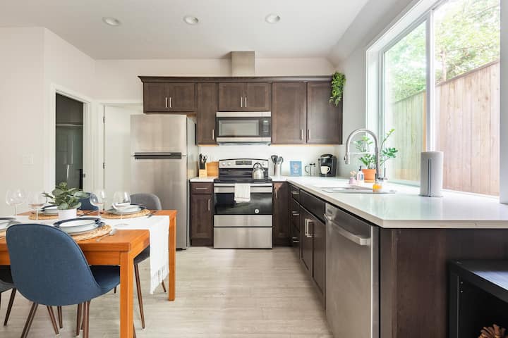 Modern 2br Alberta Arts W/ Kitchen, Yard & Laundry - Boise - Portland