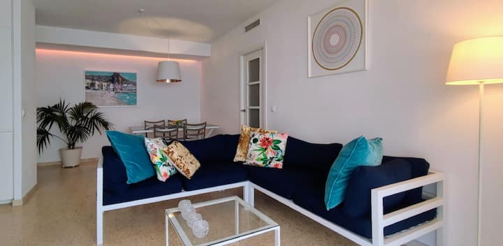 2 Bedroom, 2 Bathroom Apartment, Amazing Balcony - Sitges