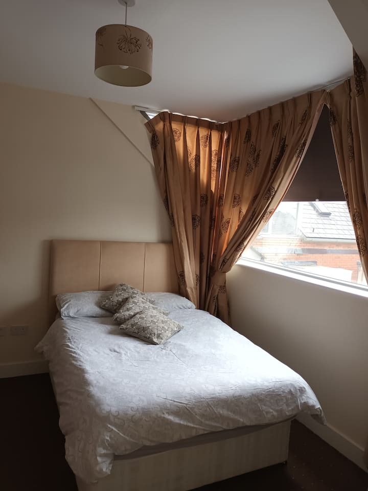 Luxurious Penthouse Room - Donabate - Donabate
