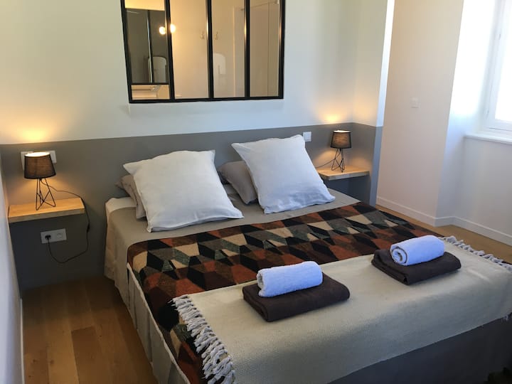 Beautiful Double Bedroom With En-suite Bathroom - Barjac