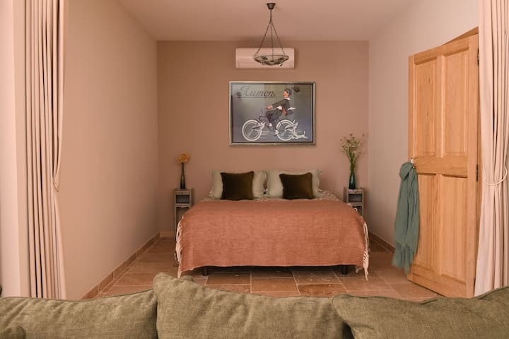 Charming B&b Room (Colombale) In La Roque-alric - Malaucène