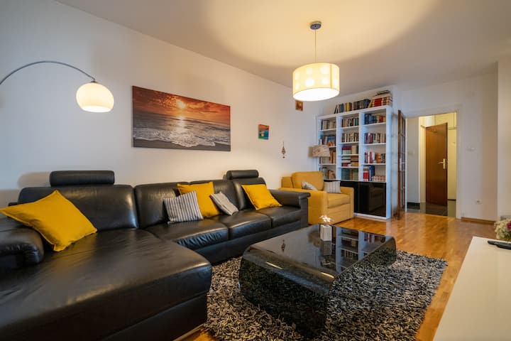 Apartment Khaleesi With Sea View - Split