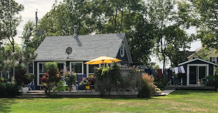 Quaint 1bdrm Cottage Next To Water. - Nova Scotia