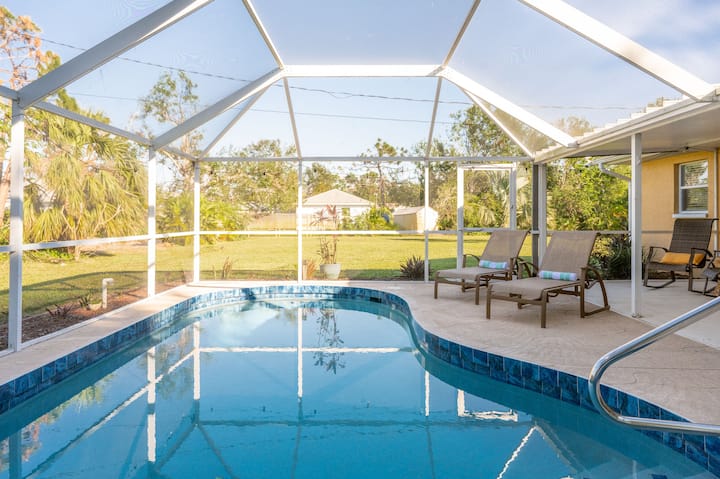 Family & Furry Friendly, Beach Gear Onsite - Englewood, FL