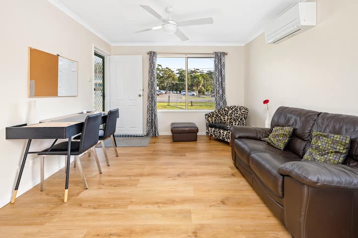 The Dolls House
Renovated 2 Bedroom Cottage - Lemon Tree Passage