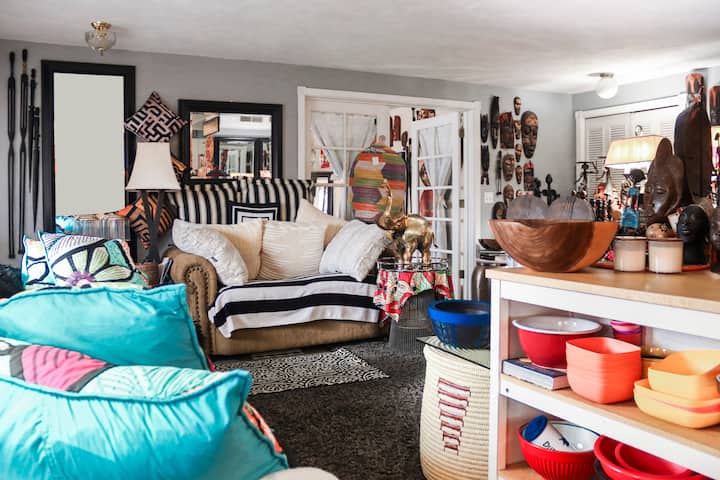 Unique Room In Tranquil Cozy Home - Eugene, OR