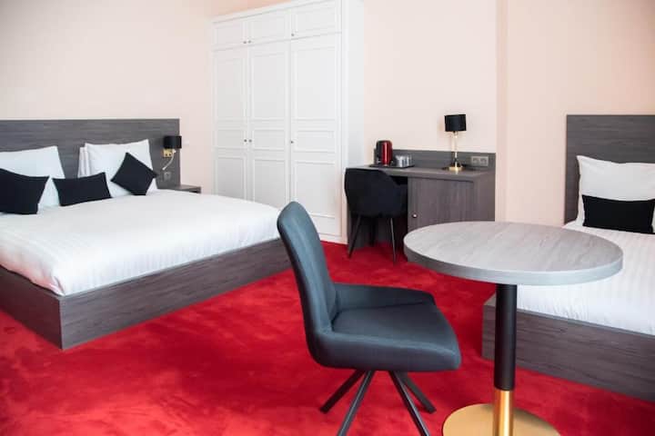 Triple Room Ac - Brussels