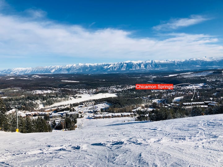 Ski In-out / Golf 2 Bedroom Spacious Condo - カナダ キンバリー