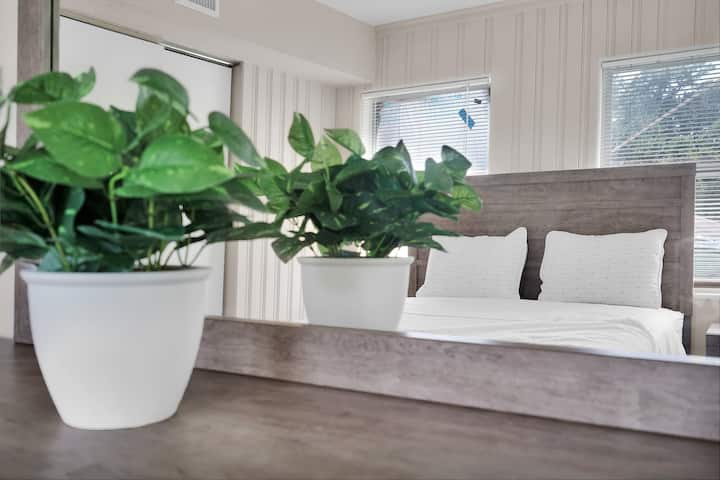 Heart Of The City Townhouse, 3 Queens, Laundry - Jacksonville