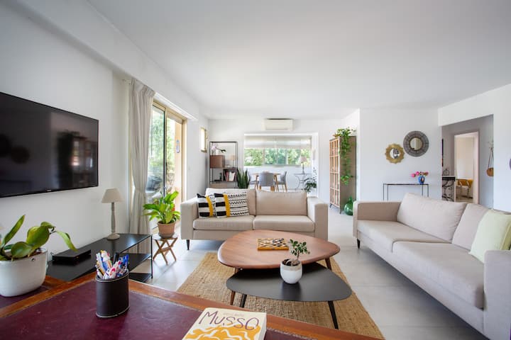 Grand Appartement Avec Piscine - Mougins