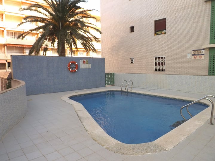 Junto Al Mar, Con Piscina Y Aire Acondicionado - Calafell