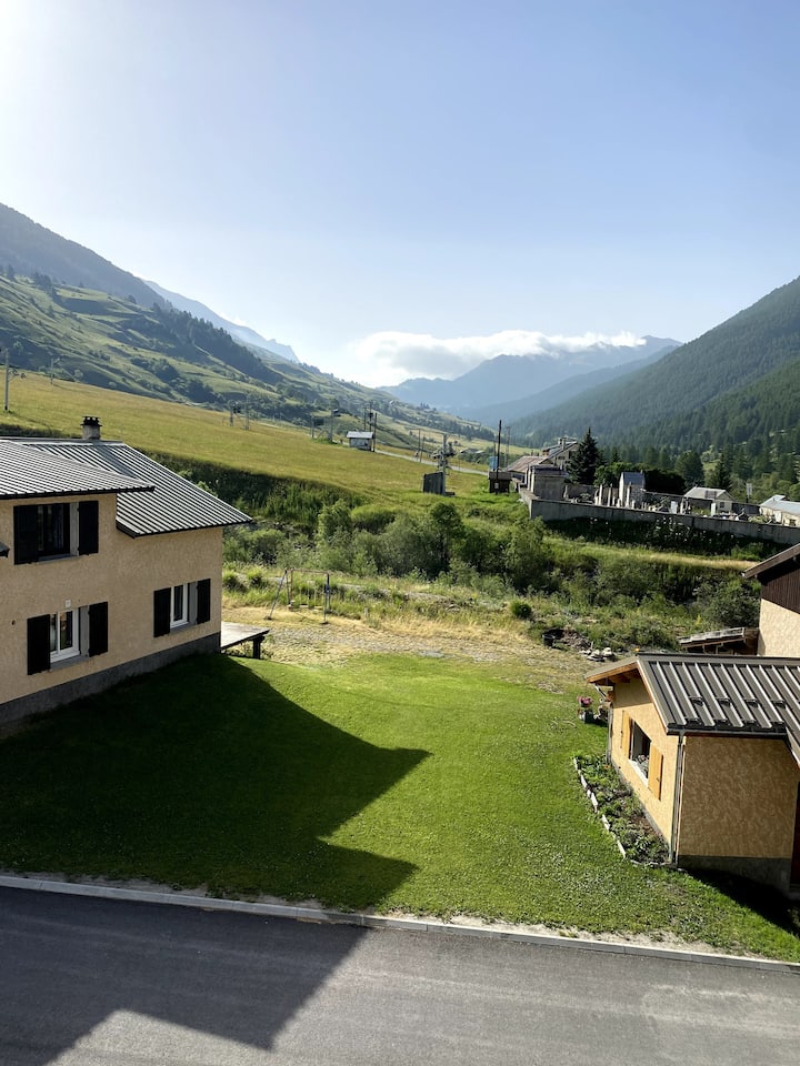 Rdc Dans Maison Au Cœur D’un Village De Montagne - Lac du Lauzanier