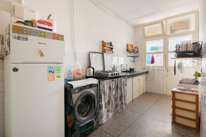 Cozy Double Room Near Train Station & Airport Bus - Rabat