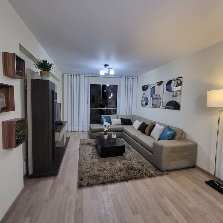Moderno Departamento En El Corazón De Miraflores! - Peru
