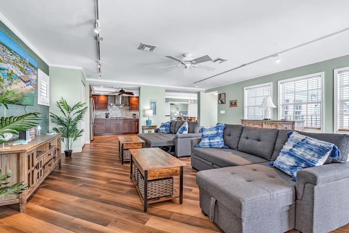 Cabana Club Condo:  Key Colony Beach, Fl - Key Colony Beach