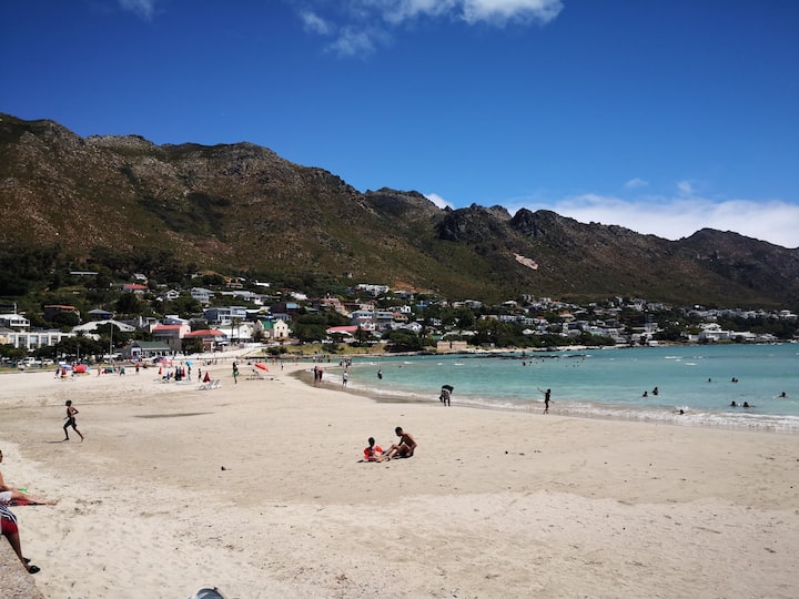 Spacious 3bed Unit In The Heart Of Gordons Bay - Grabouw