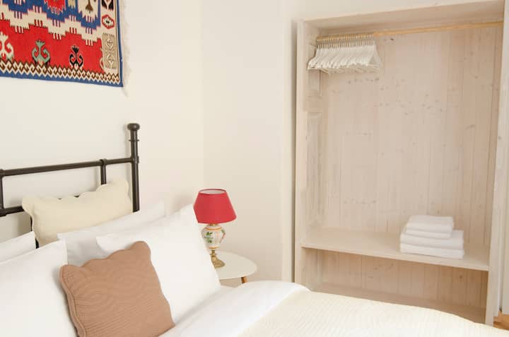 Cozy Apartment By Charles Bridge And Old Town Sq. - Prague