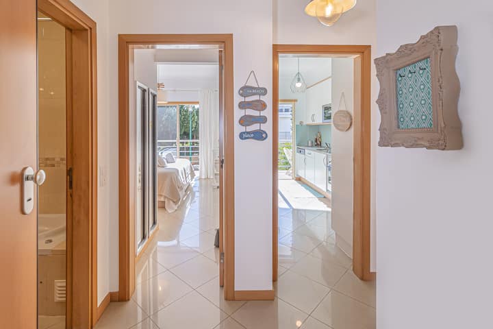 Apt With Pool &Balcony | 5min To Beach – Albufeira - Guia