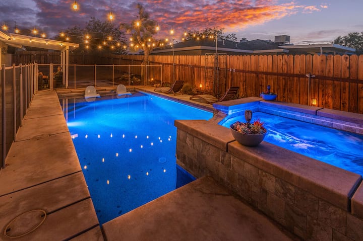 Desert Boho House- 3 Bedroom Home W/ Pool + Hottub - Joshua Tree, CA