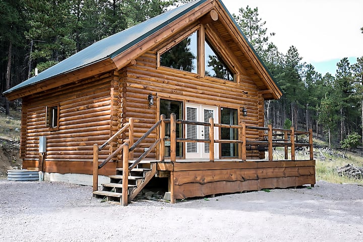 Keystone, SD Cabin Rentals at the Best Price | cozycozy