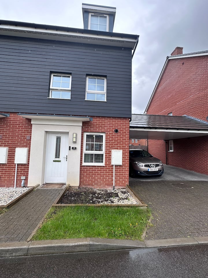 Charming Aylesbury Stay (2 Bedrooms/1.5 Bathrooms) - Aylesbury