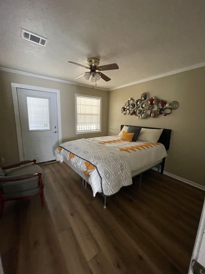 Legacy Studio 2 2513 - Port Arthur