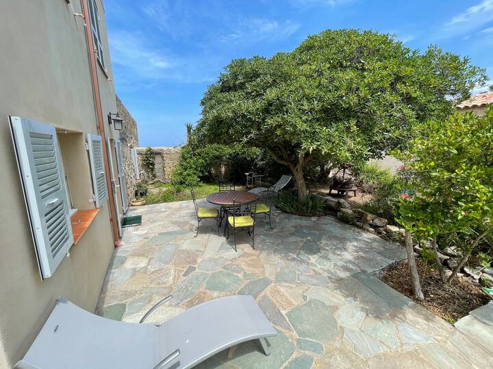 Rez De Jardin Cosy Sur Mer - Corse - Algajola