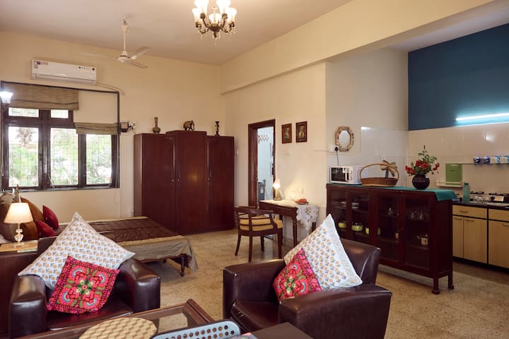 Bombay Bliss  Sea View Bungalow - Mumbai