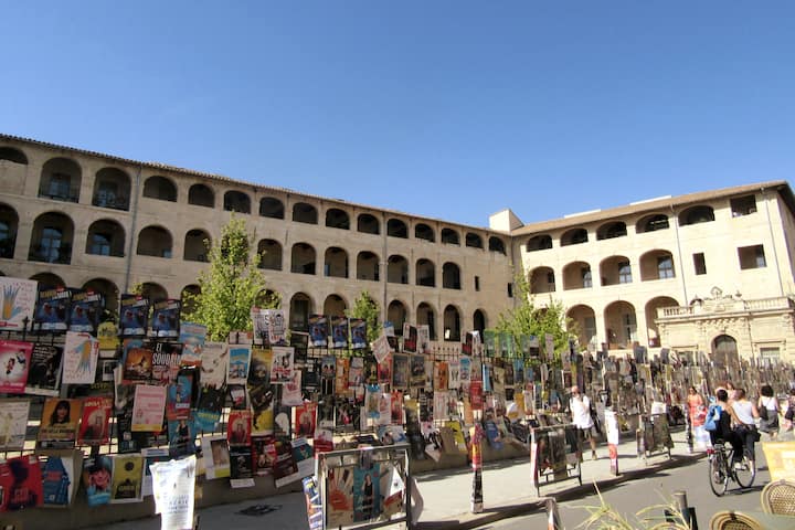 Avignon : Charmant Petit Duplex En Coeur De Ville - Avignon