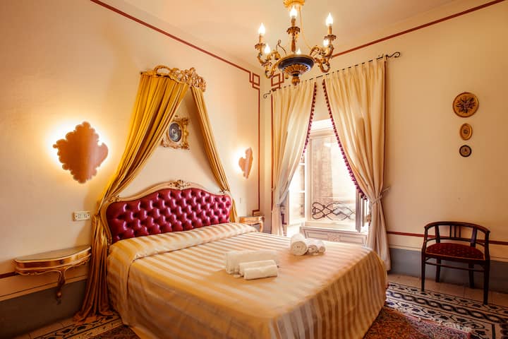 Elegant Historic Apartment In The Center - Castiglione del Lago