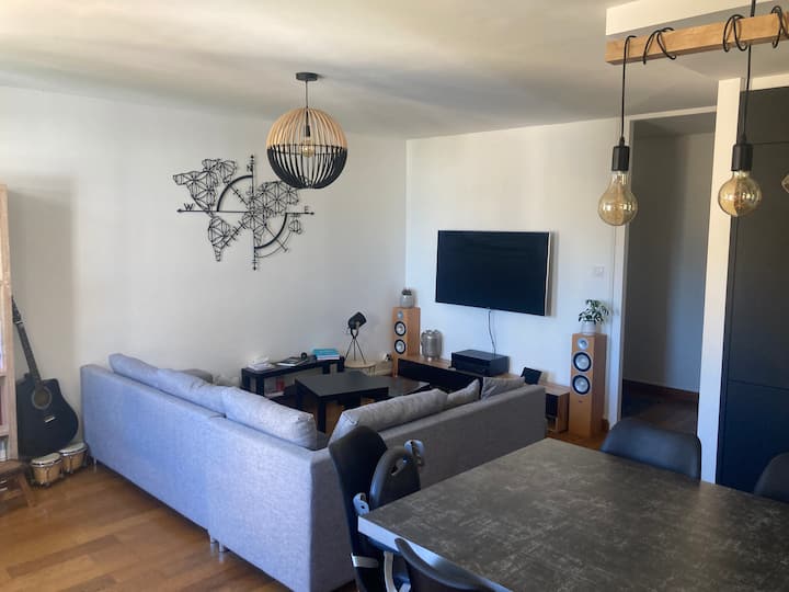 Bel Appartement  Au Calme à 2 Pas Du Lac . - Annecy