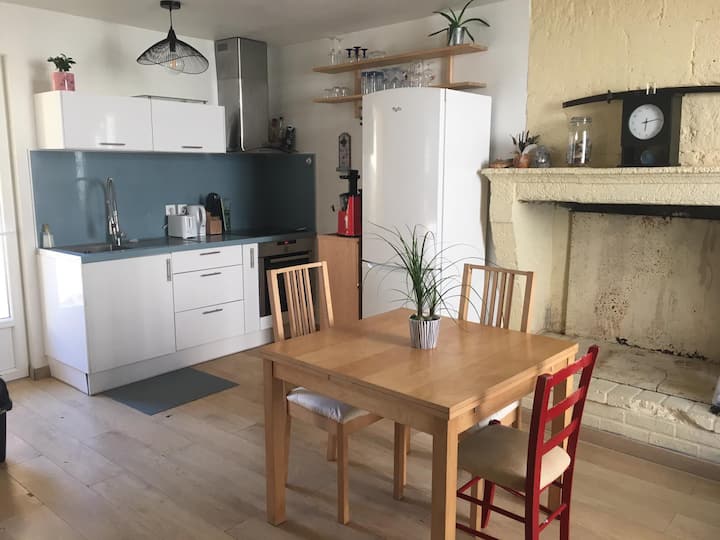 Maison Entière En Pierre Dans Le Sauternais - Langon