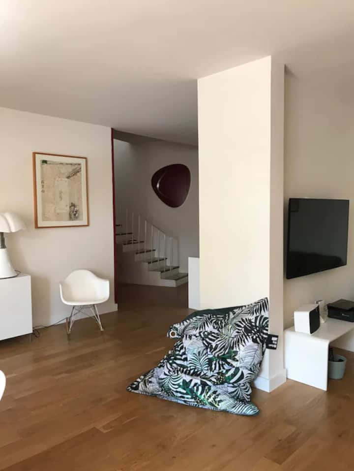 Maison Piscine Jardin Et 4 Ch, Mer à Pied - Marseille