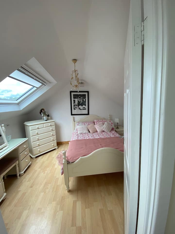 Private Room In Modern Detached Home - Double Bed - Bray